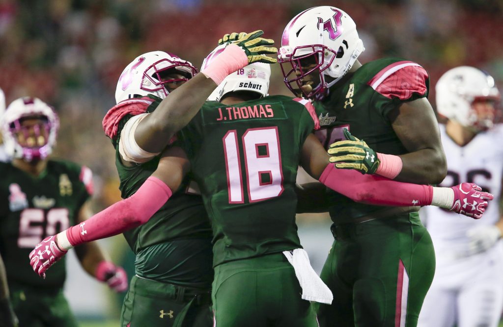 Strong First Win for USF – WRUF 98.1 FM | 850 AM | 103.7 HD2 ESPN