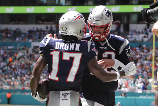 Brady Continues to Shine Against Historically Bad Dolphins - ESPN 98.1 ... Brady Continues to Shine Against Historically Bad Dolphins - ESPN 98.1 ...