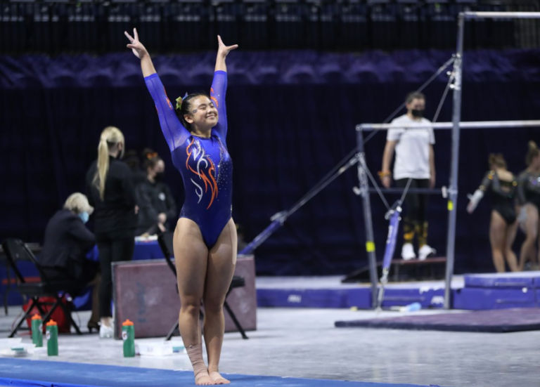 Gator Gymnasts Thrive With “Stick Chain” – WRUF 98.1 FM | 850 AM | 103. ...