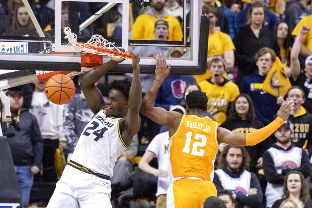 Kobe Brown, Victor Bailey Jr. - ESPN 98.1 FM - 850 AM WRUF