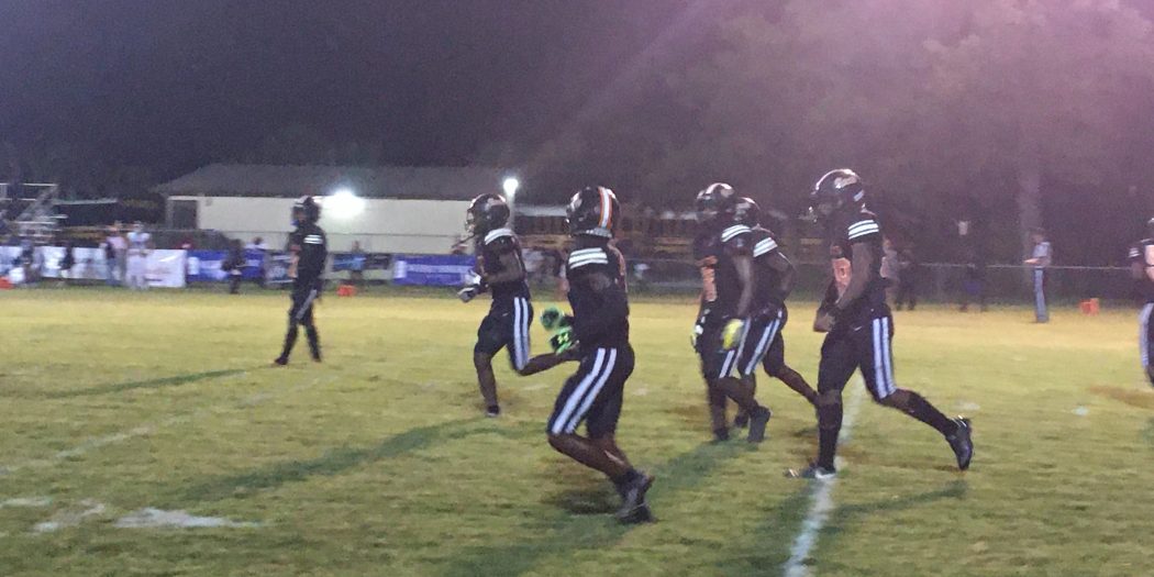 Hawthorne Runs Their Way to a 40 Point Route - ESPN 98.1 FM / 850 AM WRUF