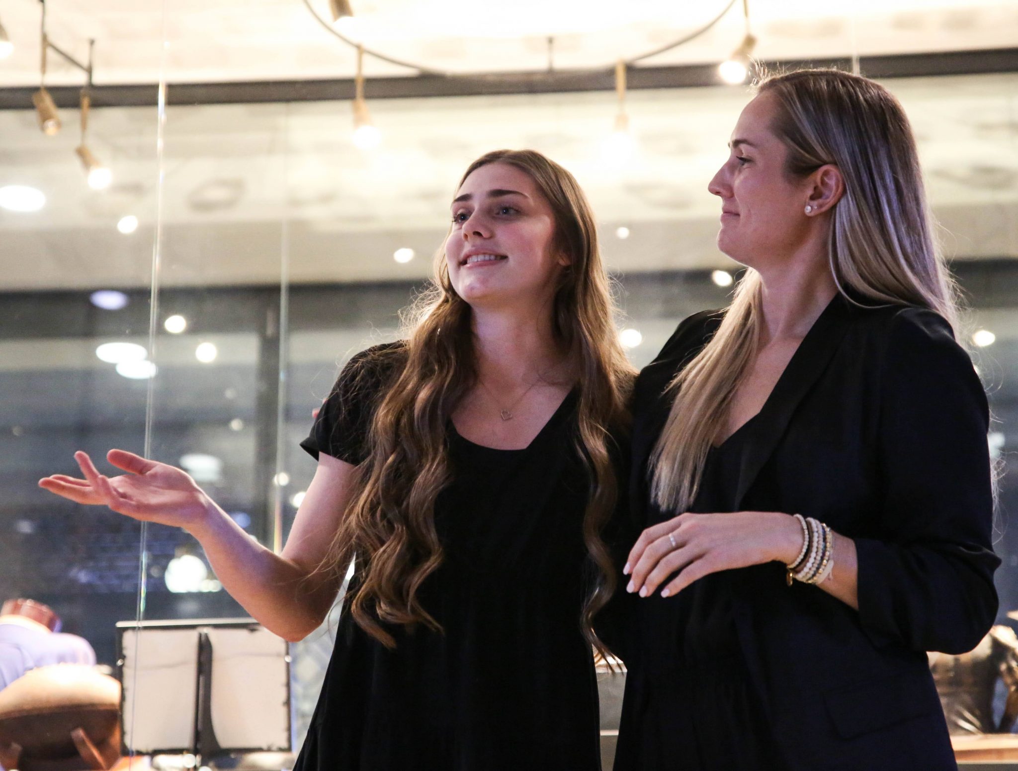 Gator Women's Basketball Team Receives their First NIL Deal - WRUF 98.1 ...