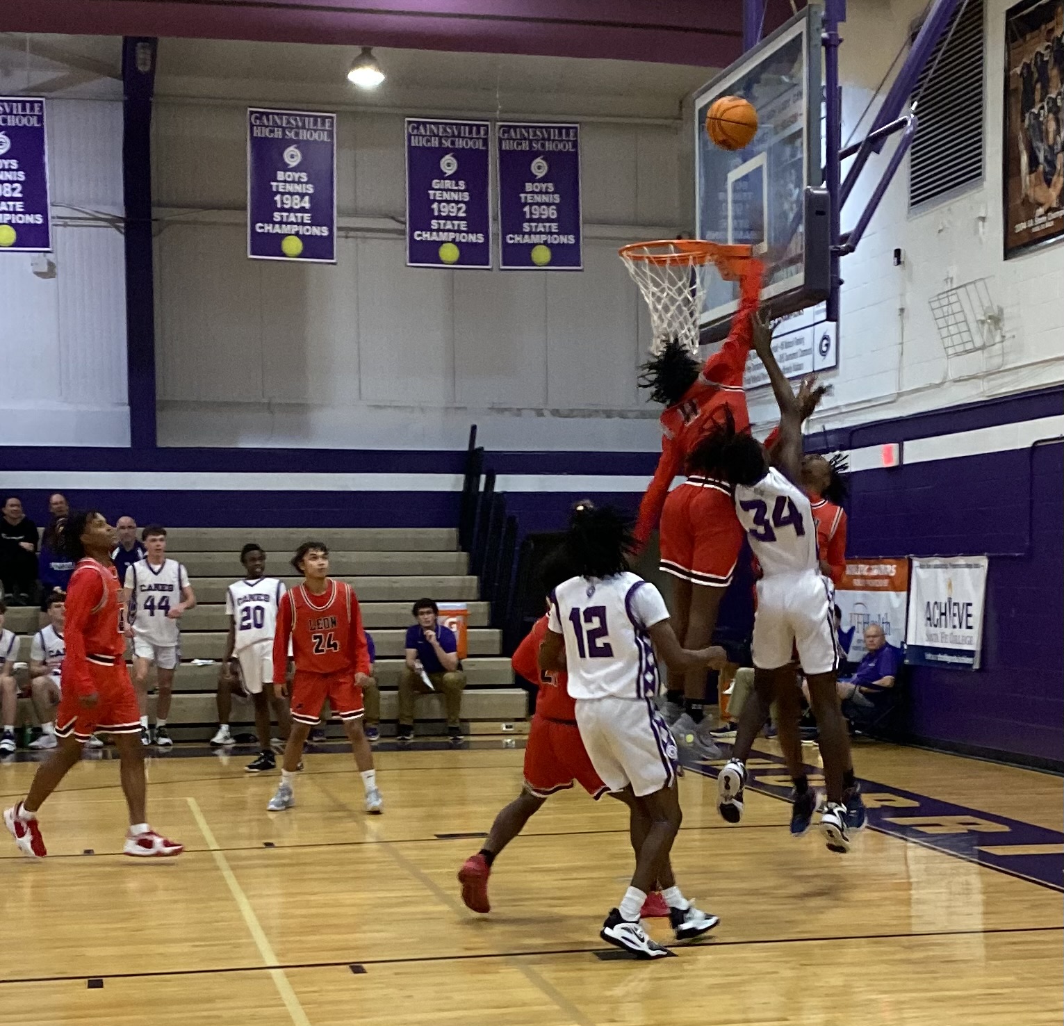 IMG_7693 - ESPN 98.1 FM - 850 AM WRUF