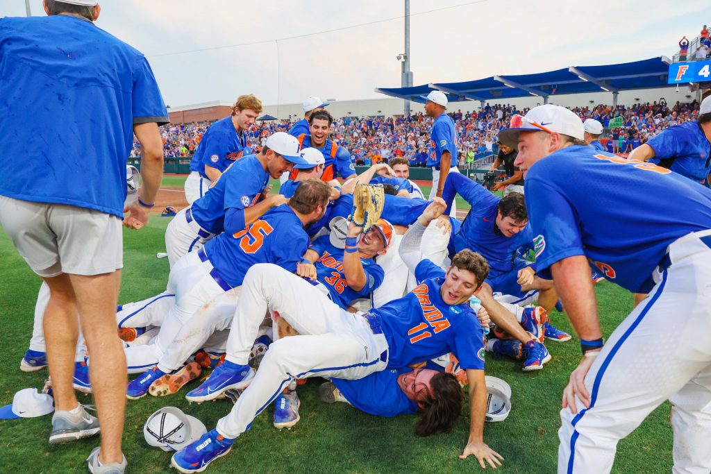 Gator Baseball Wins Super Regional; Heads to College World Series ...