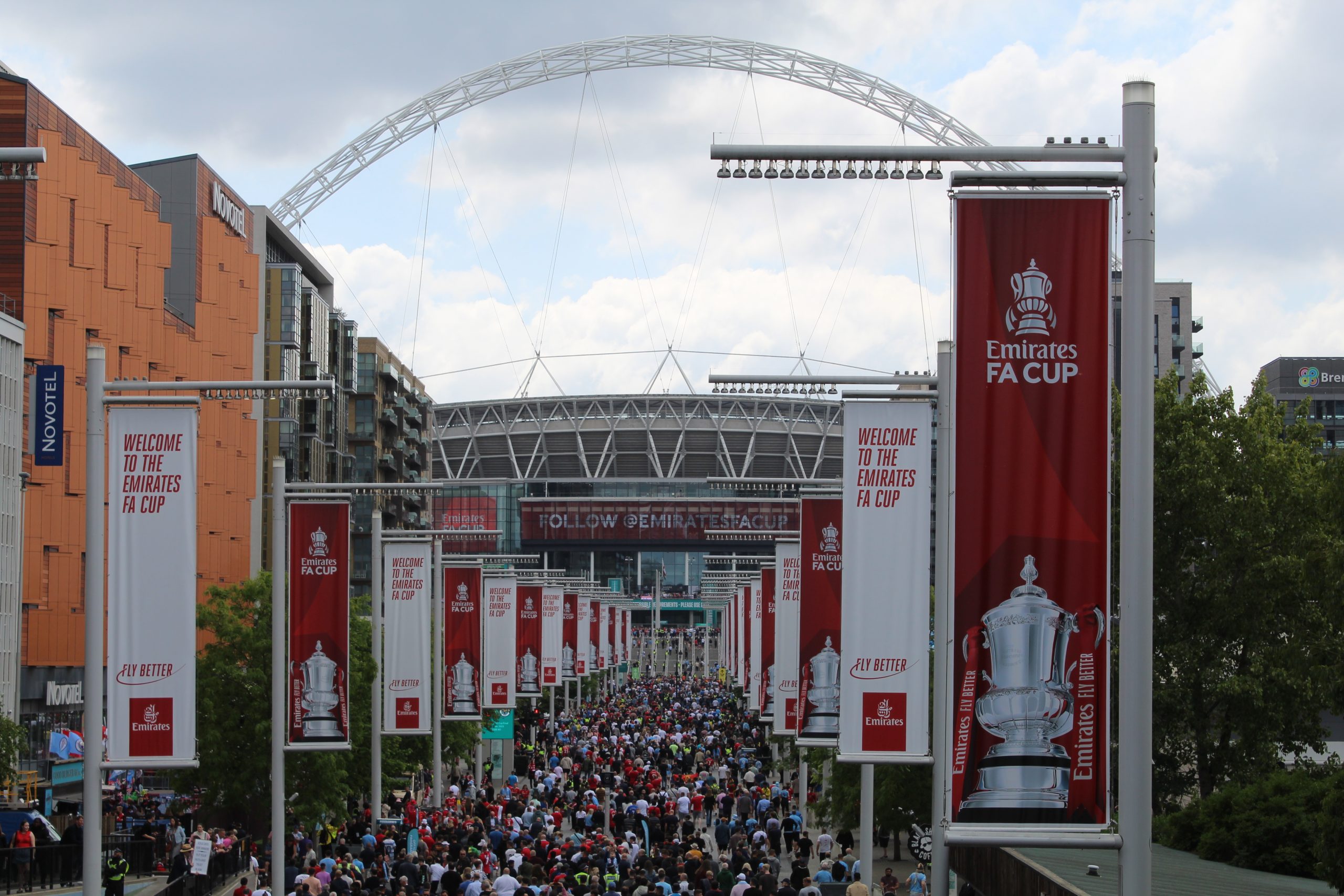 Wembley 3 – WRUF 98.1 FM | 850 AM | 103.7 HD2 ESPN