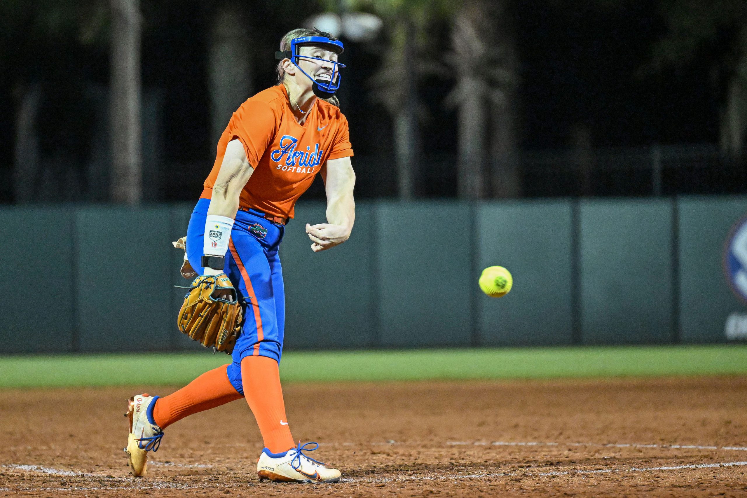 102925 UF Softball NL 13 - WRUF 98.1 FM | 850 AM | 103.7 HD2 ESPN