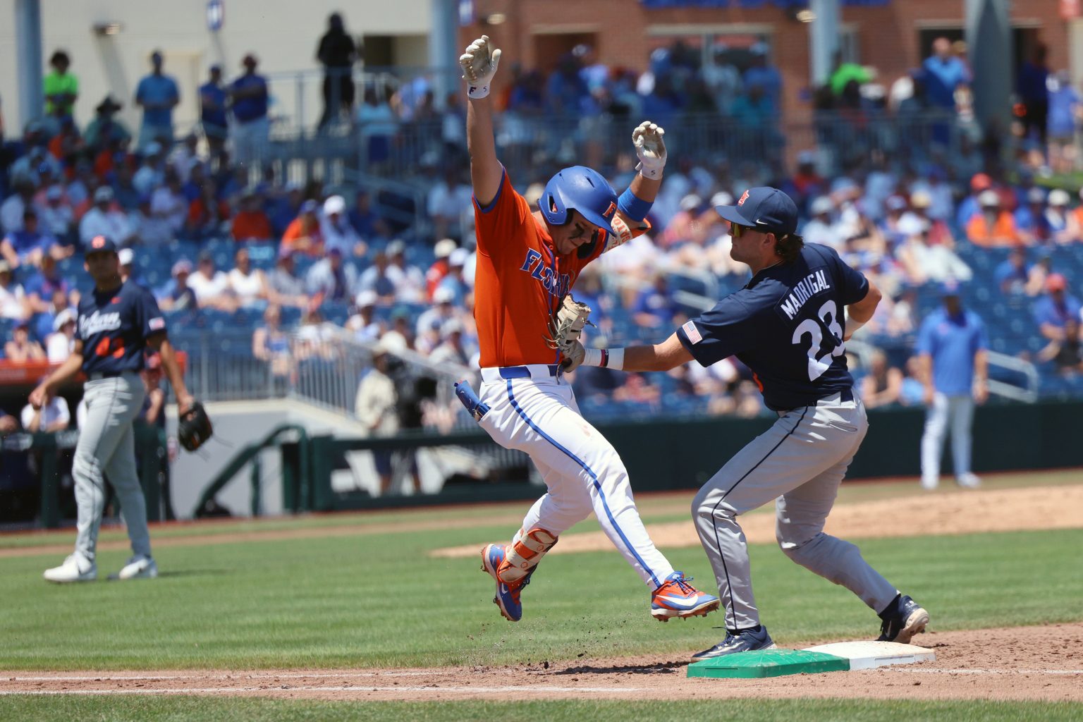 Florida Baseball Unravels Late, Drops Finale to Auburn – WRUF 98.1 FM ...